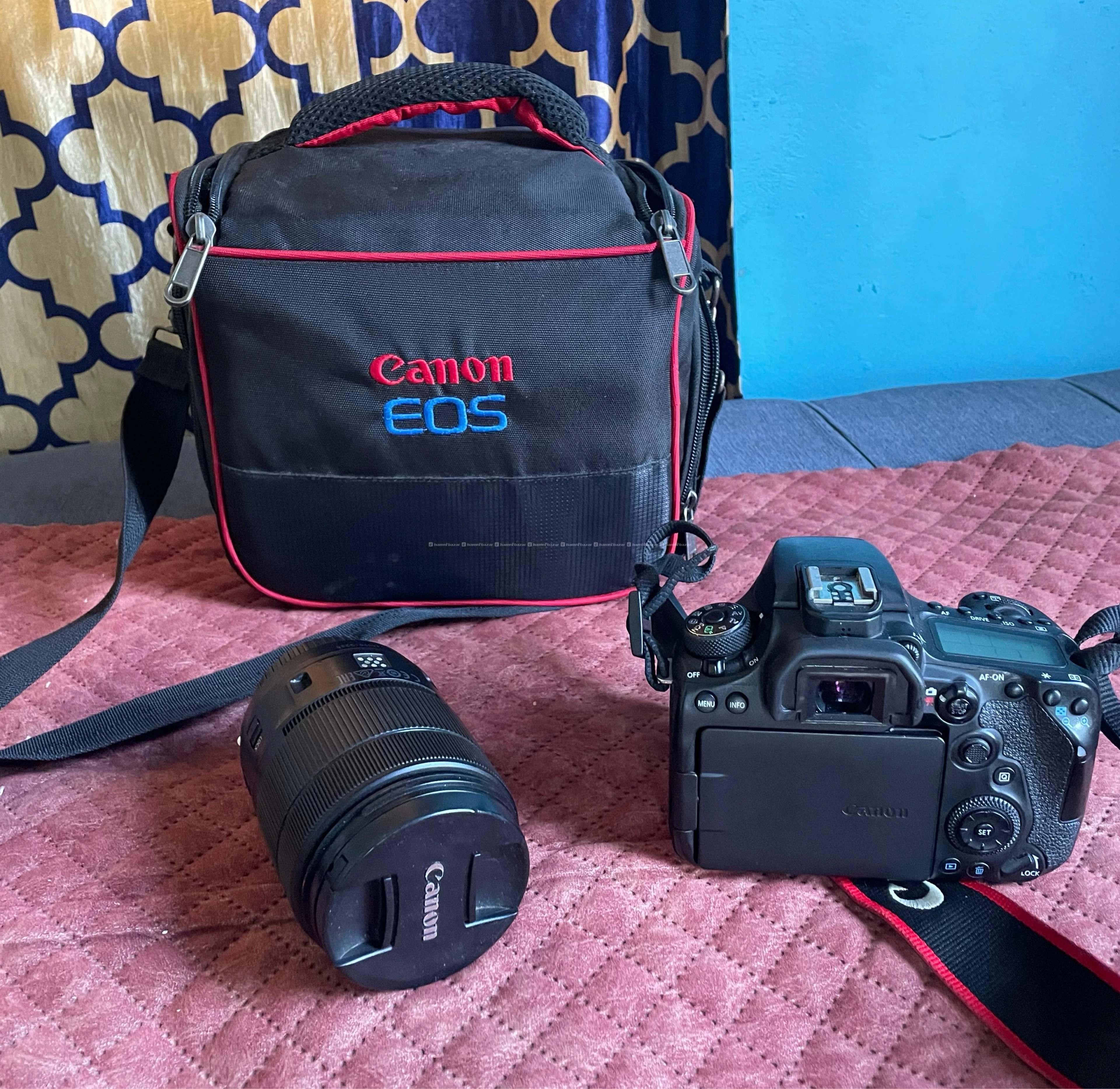 Buy Sony A6400 Camera with 18-135 mm Zoom Lens in Nepal - Hamrobazar